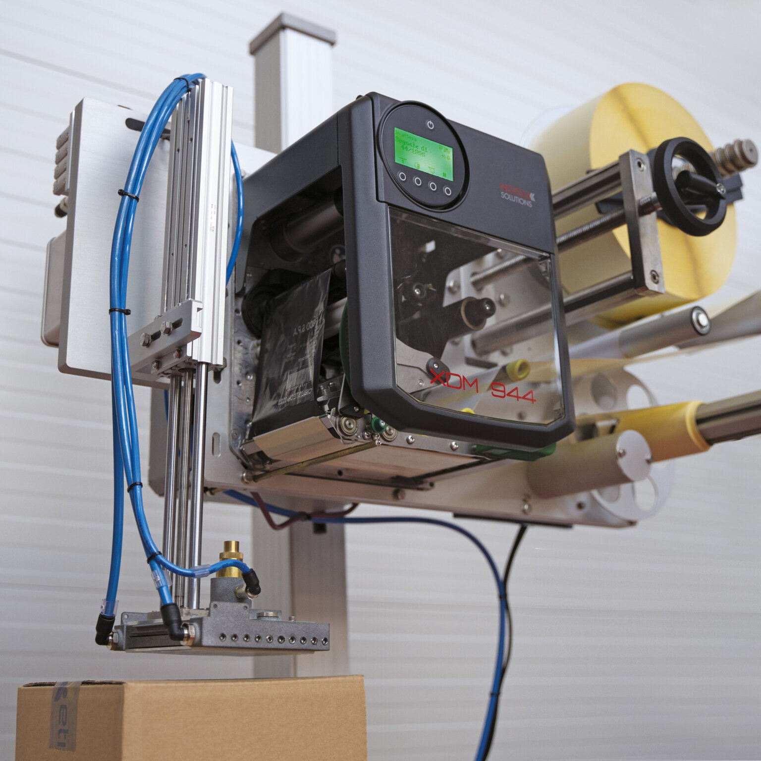 Automatic Print Apply Stick Evo for contactless labelling · Etipack.it