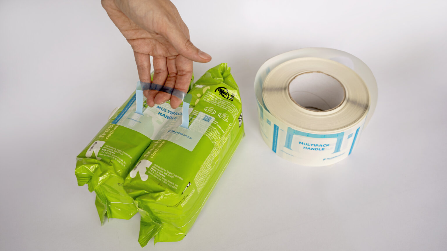 Multipack Handle Labelling Machine · Etipack.it